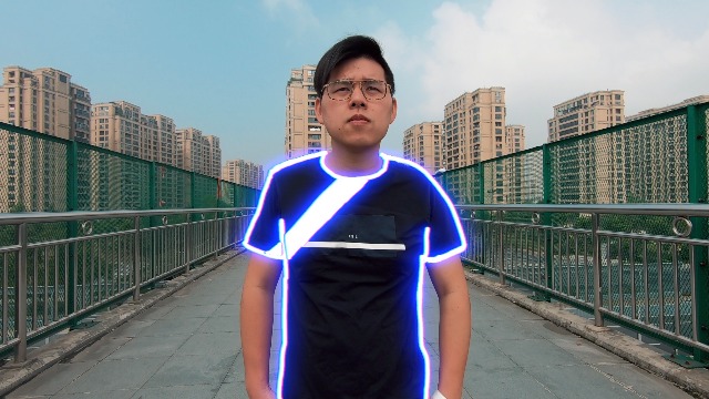 如何在Final Cut Pro中制作发光效果片花