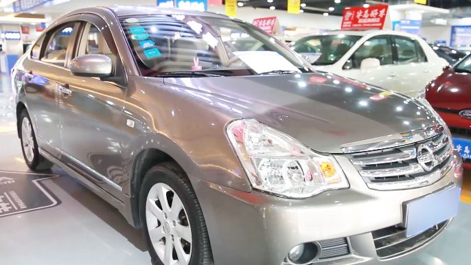 5万多的小排量自动挡车,空间宽敞油耗不高,新手用来练车不心疼