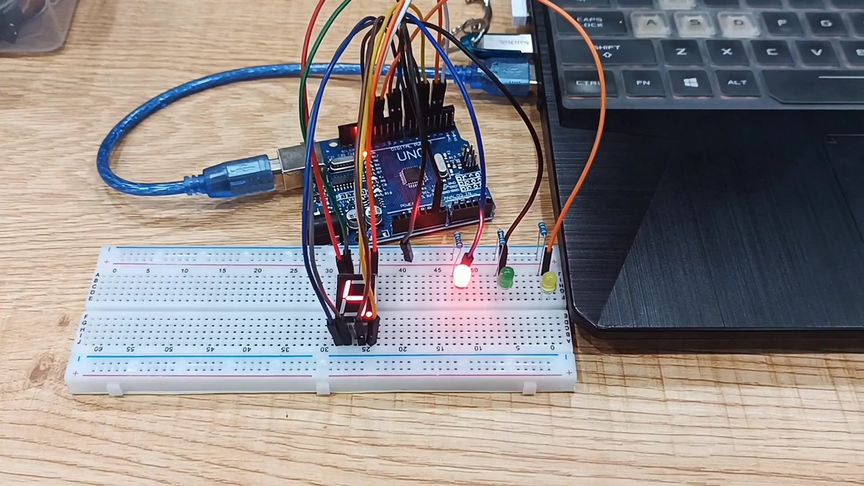 #机器人 #数码管 #米思齐 #arduino #创客教育 #机器人编程