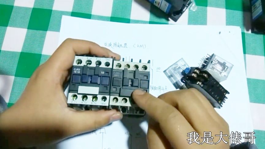 电工知识:接触器的符号是KM还是KA呢?NO和NC又是什么?
