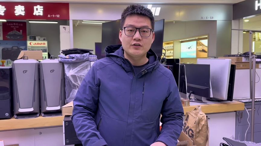 用了不到两个月的大疆无人机Mini3Pro带屏遥控器,长续航电池包