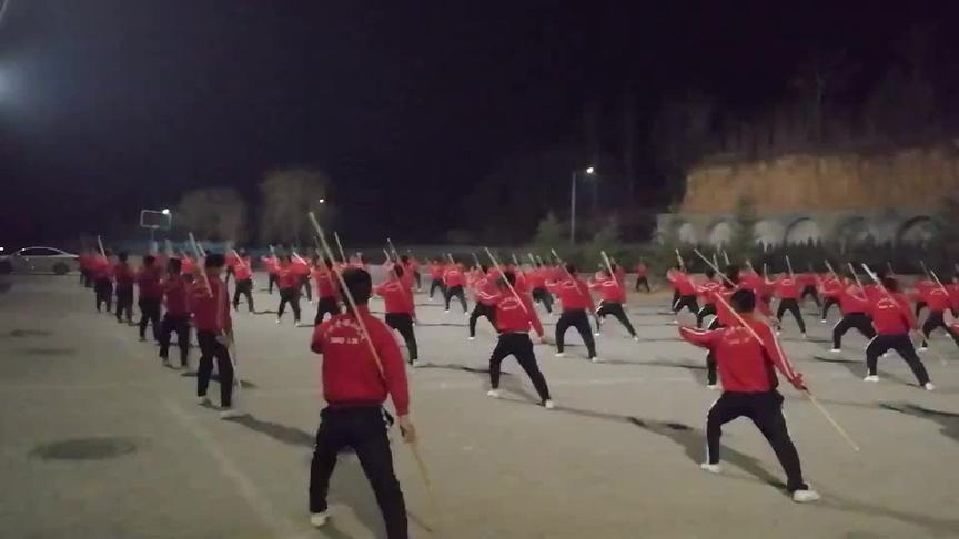 #少林塔沟武术学校 生活或许总有遗憾但未来依旧美好。