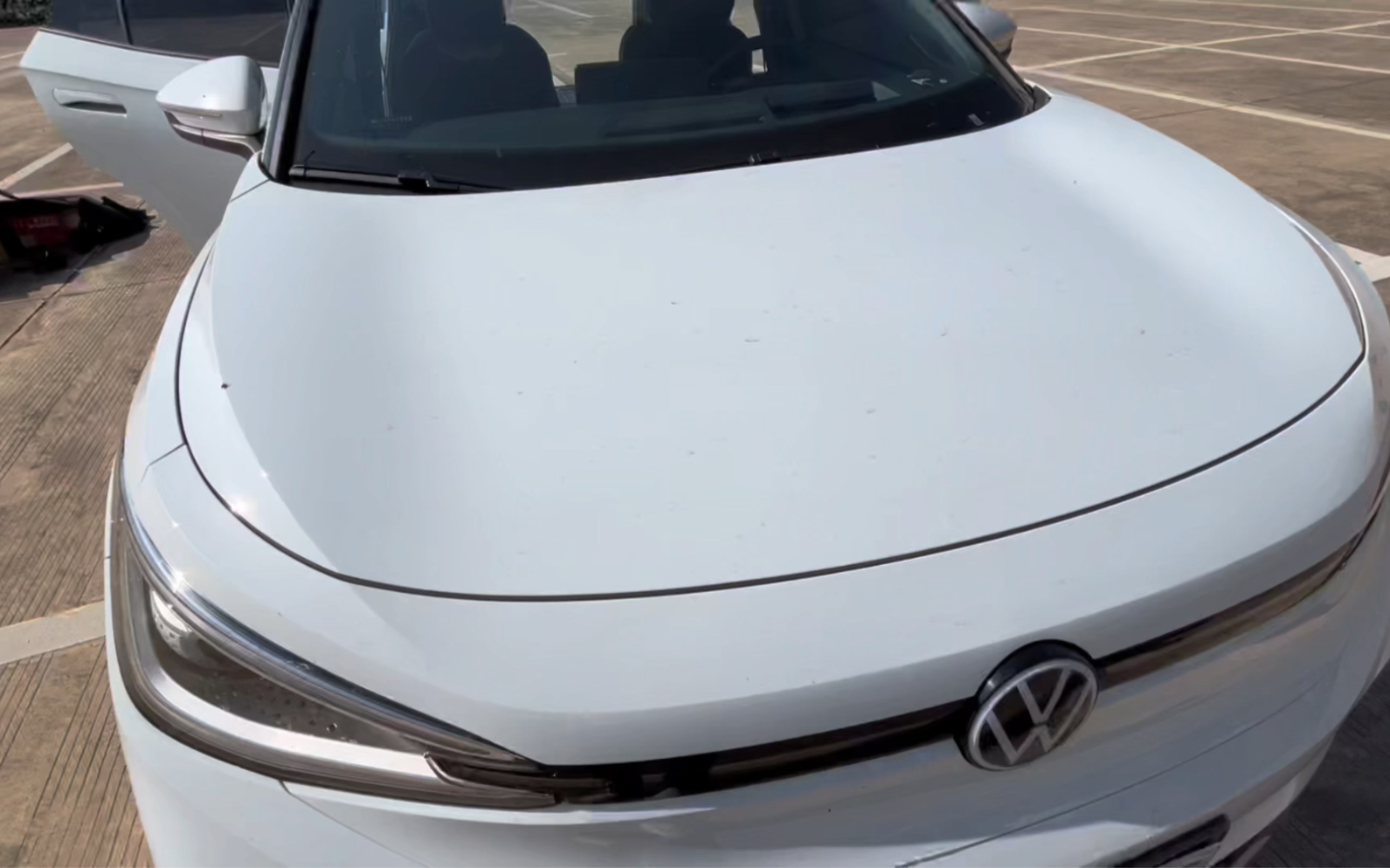 大众ID4被我改造床车模式,自驾游和露营可以在车上睡觉是一种什么...