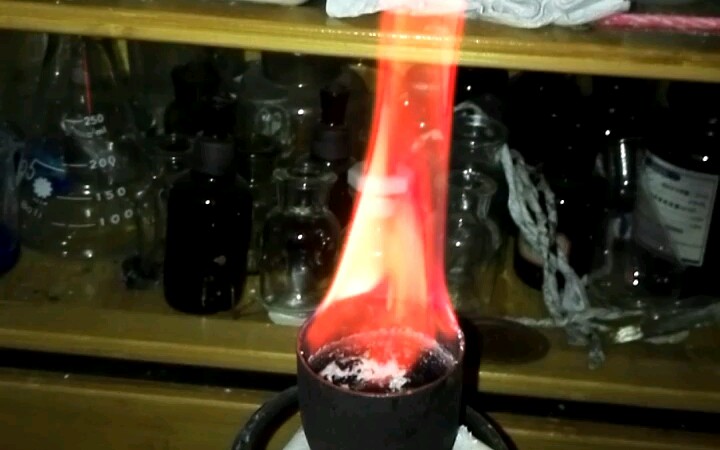 实验室的化学日常S5E7:坩埚喷灯与行星发动机