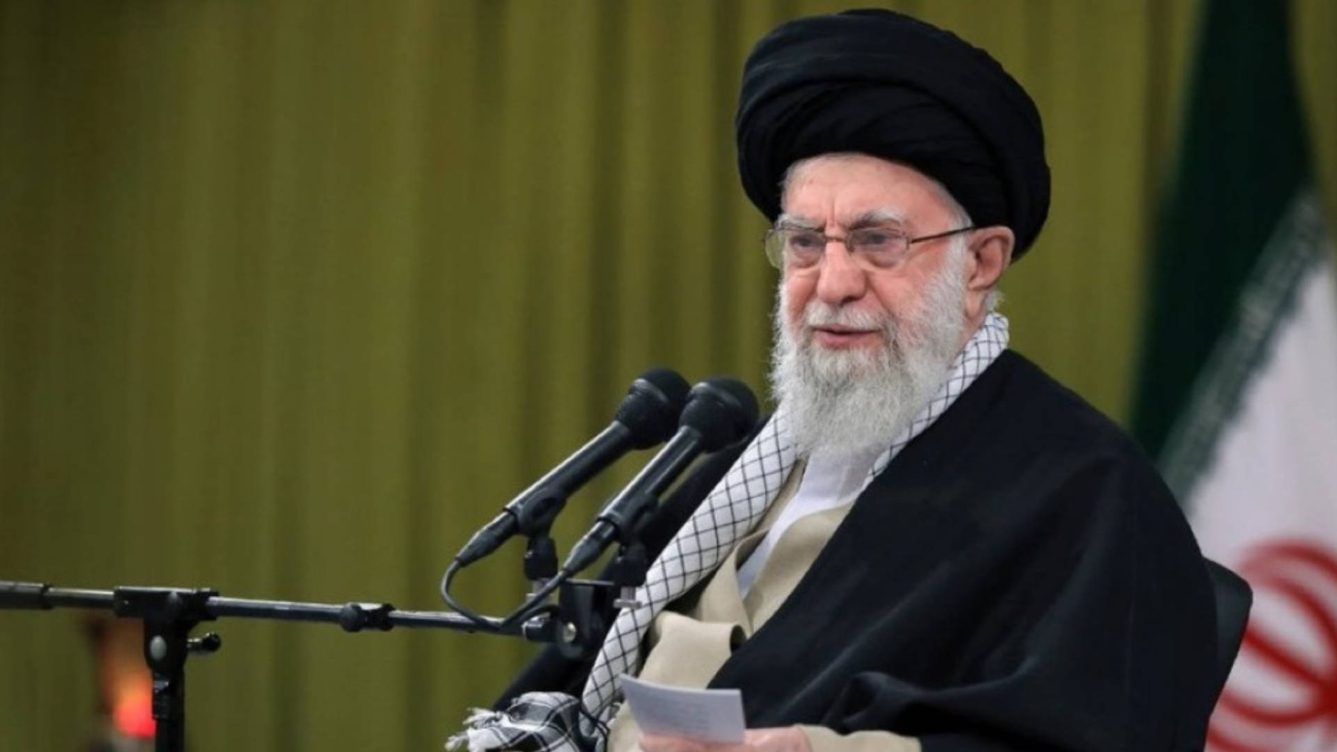 以色列军方:空袭不到1分钟炸死40名伊朗高官,包括最高领袖哈梅内伊