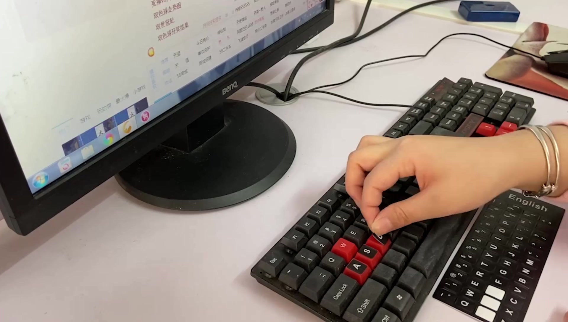 工作小窍门,键盘字母脱落看不清怎么办?宅小姐教你9块钱搞定