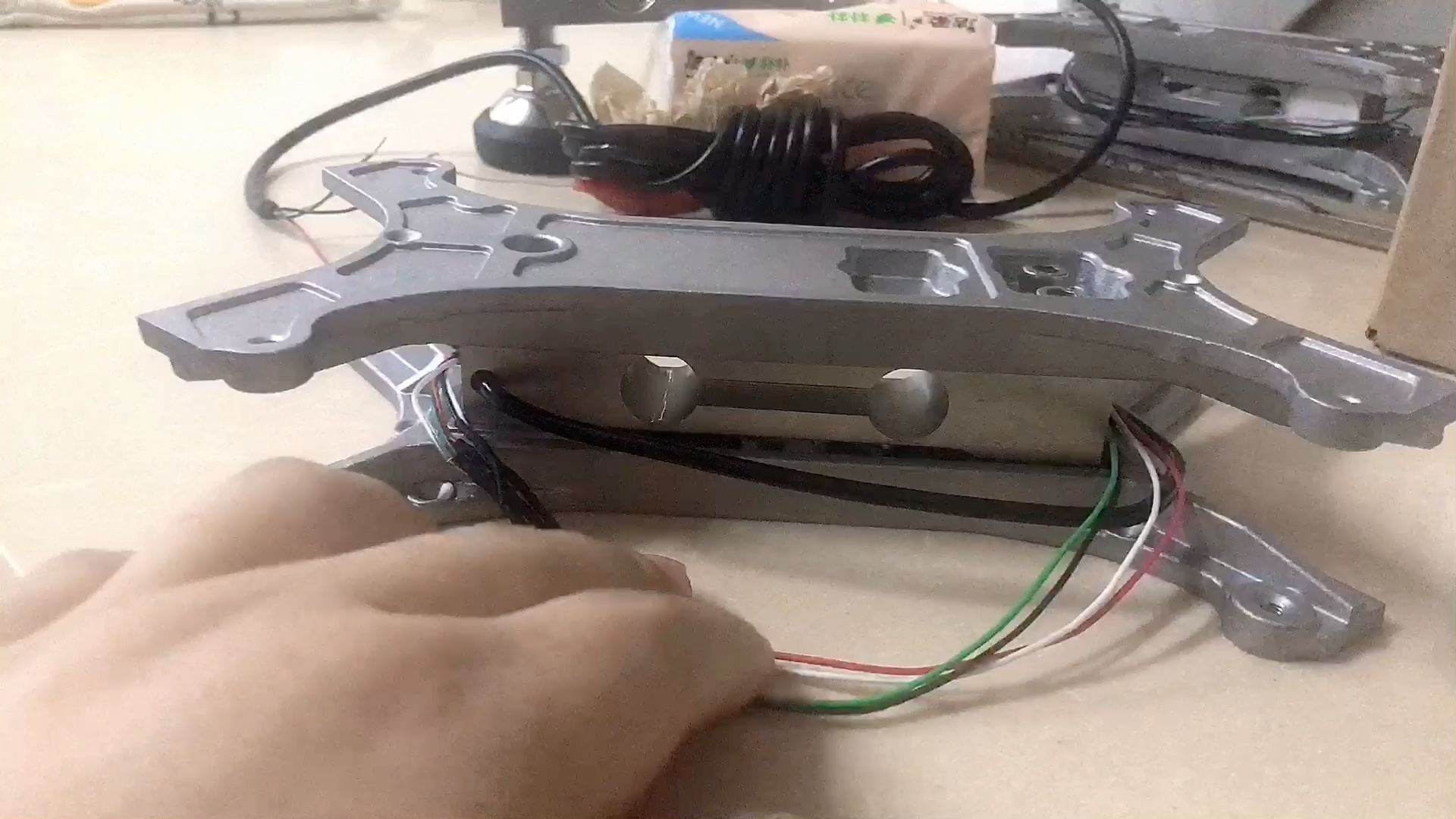 电子秤称重传感器好坏判断,要确定没有卡住的情况下,测量好电阻以后...