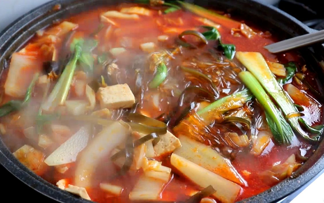 大烩菜怎么做才好吃,原来做法诀窍这么简单,一做一大锅不够吃!