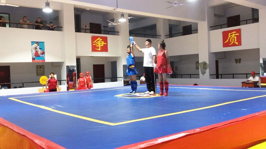 塔沟武校夏季运动会:谁说女子不如男的,可以过来练练