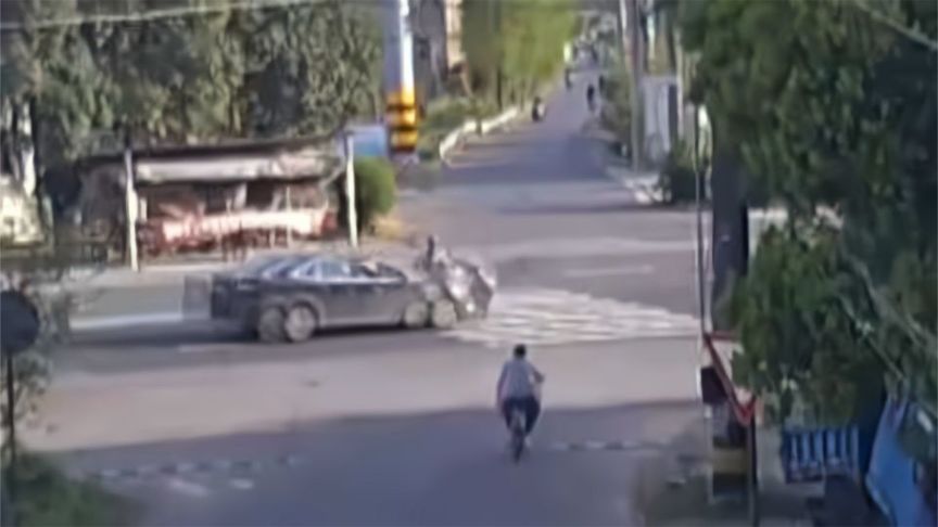 电动自行车交通安全警示教育片(江苏交警10分钟)