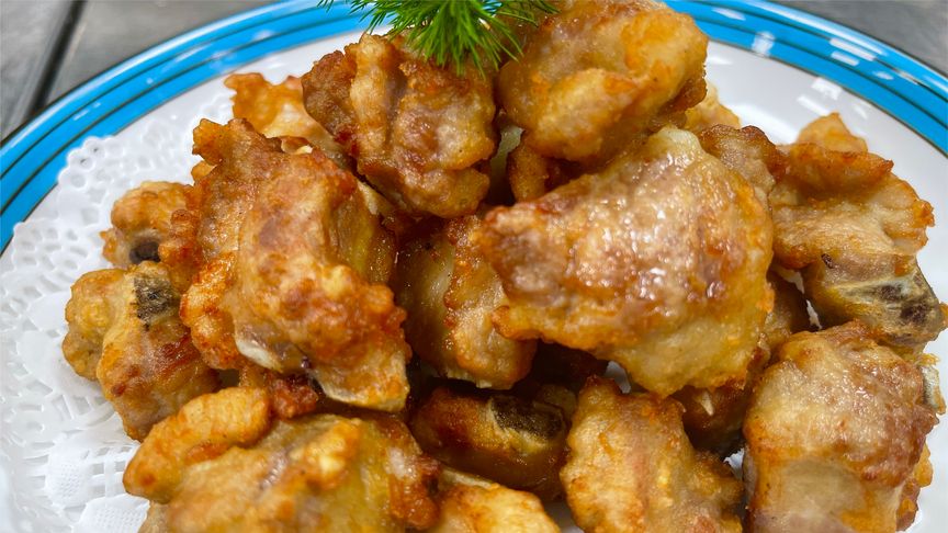 厨师长教你:“蒜香排骨”的家常做法,看得口水直流,先收藏了