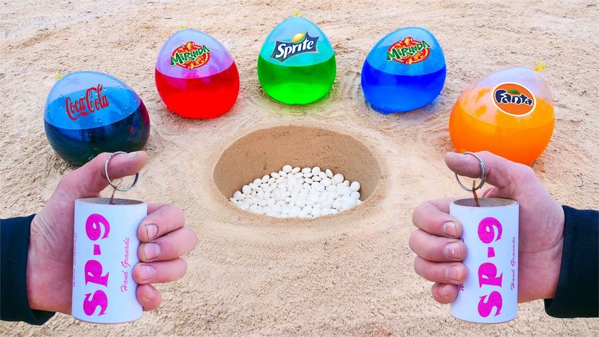 搞笑实验:导管加入鞭炮,真的能像动画中一样拐弯吗?