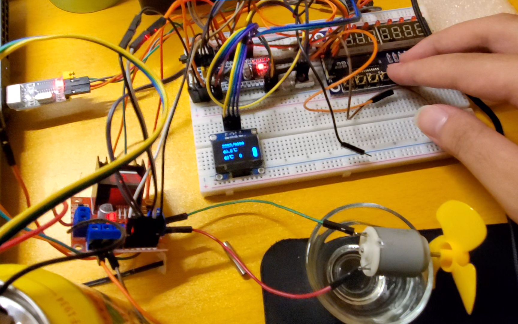 stm32菜单控制制冷片风扇