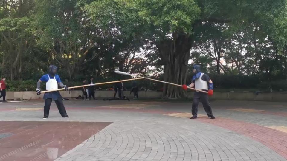 Duang~Duang~Duang~的白蜡杆