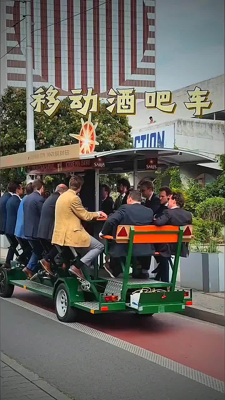 国外的移动餐车,上班途中还可以健身