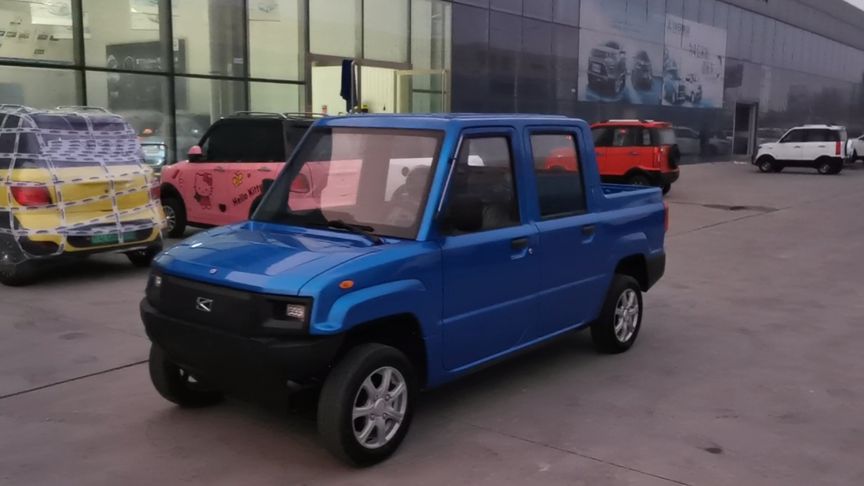 20款双排开云电动皮卡车