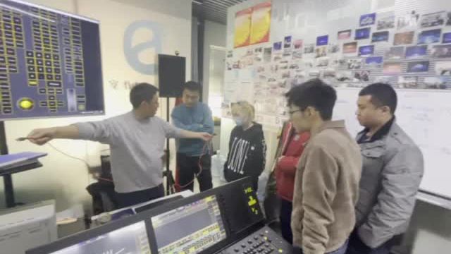课程进入第九天和大家分享实际演出中使用Midi线制作时间码的方法