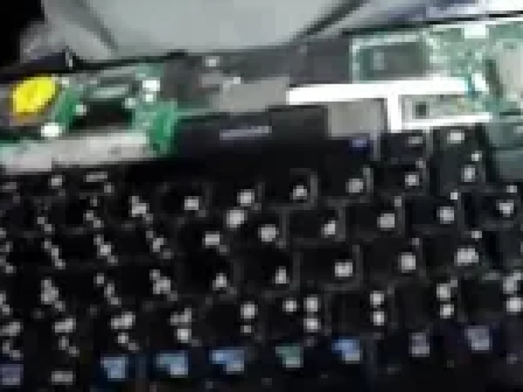 厦门联想SL系列笔记本维修点 SL400 SL500 屏轴维修更换