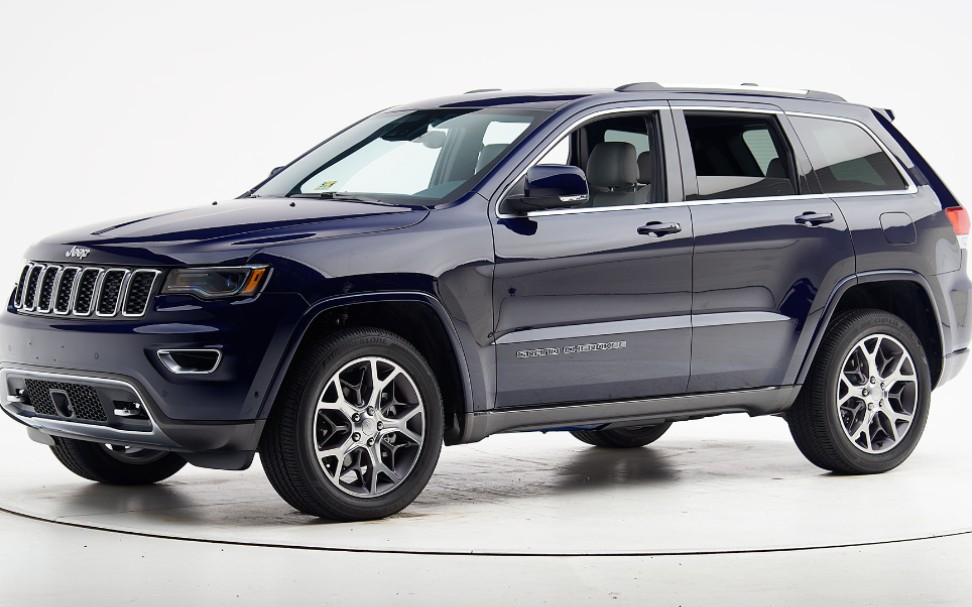 2013-2021款吉普Grand Cherokee IIHS正面小重叠碰撞测试