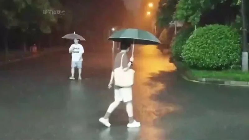盘点憨憨同学的搞笑日常,这一笑,好不容易攒的功德又没了