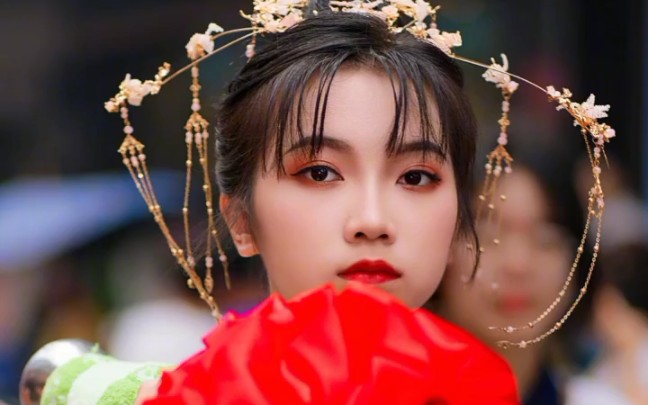 #文化中国# 这是广东潮汕地区传统文化民俗,保留了汉民族最多的传统...