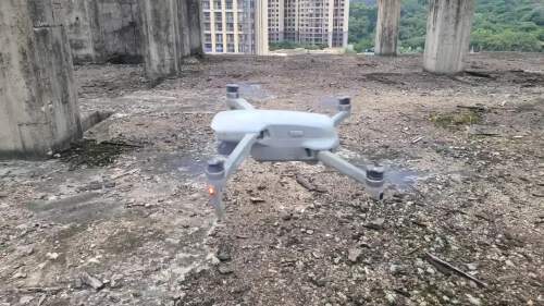 航拍无人机的飞行工作原理