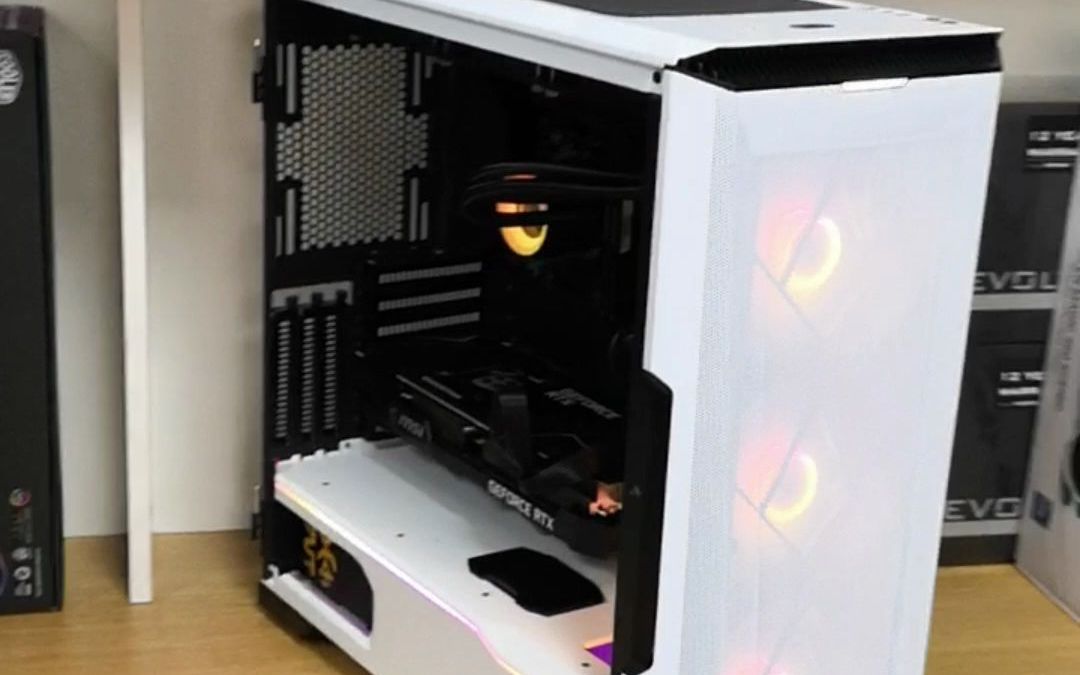 【电脑装机】客户组装一台3万元组装个人电脑当服务器用是什么样子的