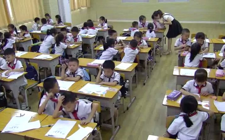 北师大版小学数学二年级下册:《分苹果 》(含课件教案)优质公开课 农...