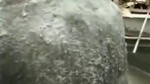 水下灌注桩的牛人,为了生活只能拼命工作,还被生活刷的团团转!