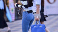 女性穿牛仔裤,为什么不系皮带也不会掉?内行人道出“玄机”