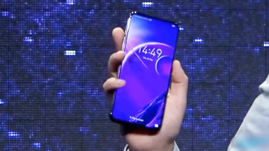 新iPhone的双卡双待备受吐槽,还是荣耀Magic2更值得期待