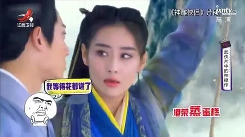 坠崖的时候还能唠会嗑牛顿看了都想哭,万有引力定律是假的吗