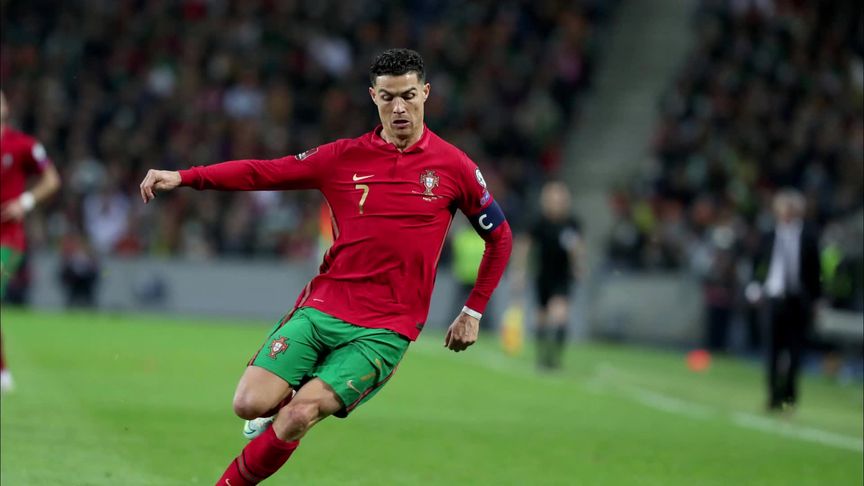 神仙友谊!卡卡看到C罗哭后一秒变脸,赛后发文鼓励#2022世界杯