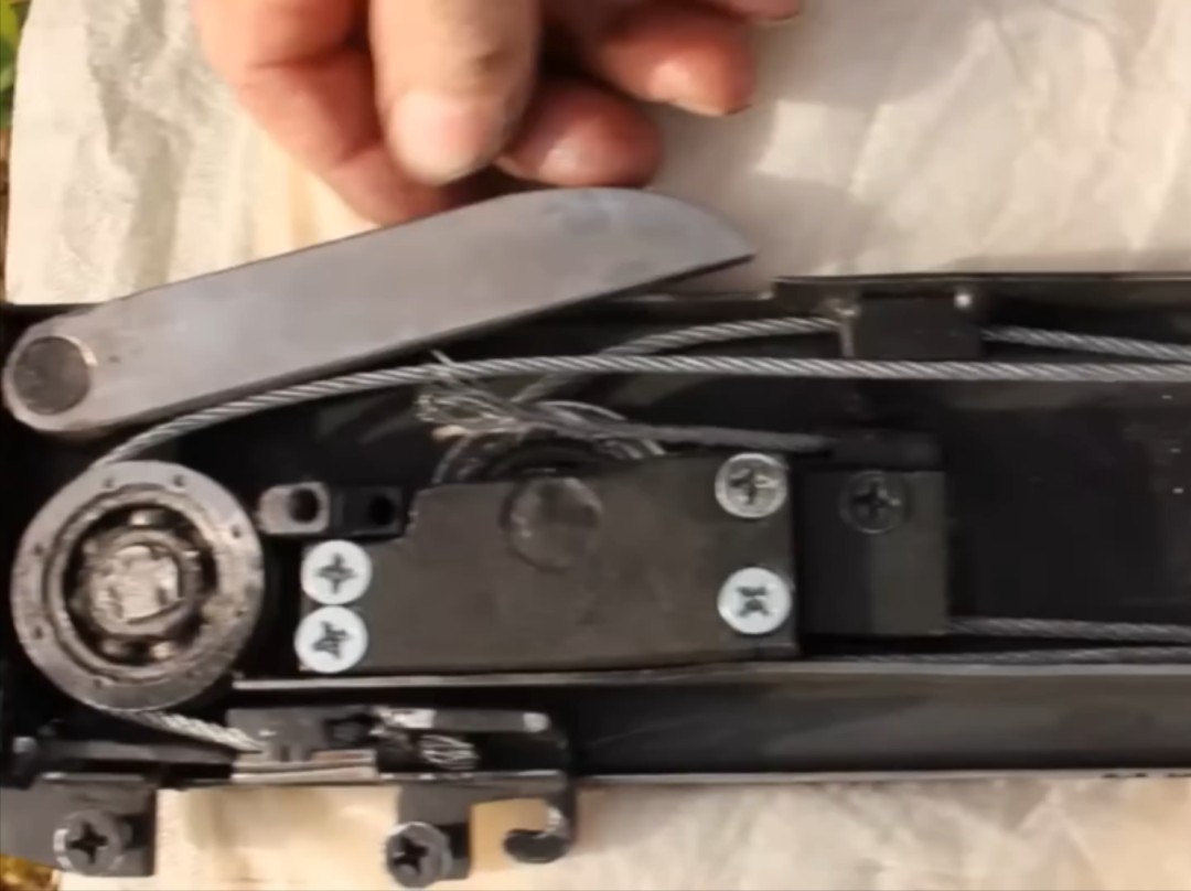 十字弓 - “Strelos”,带有圆形弹簧! 滑轮组(滑轮提升机)- 1:3。 自制。