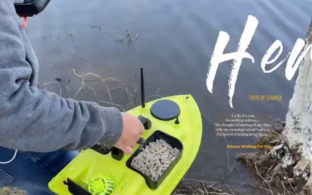 遥控钓鱼打窝船三仓带GPS版 远程遥控 精准打窝 定点返航