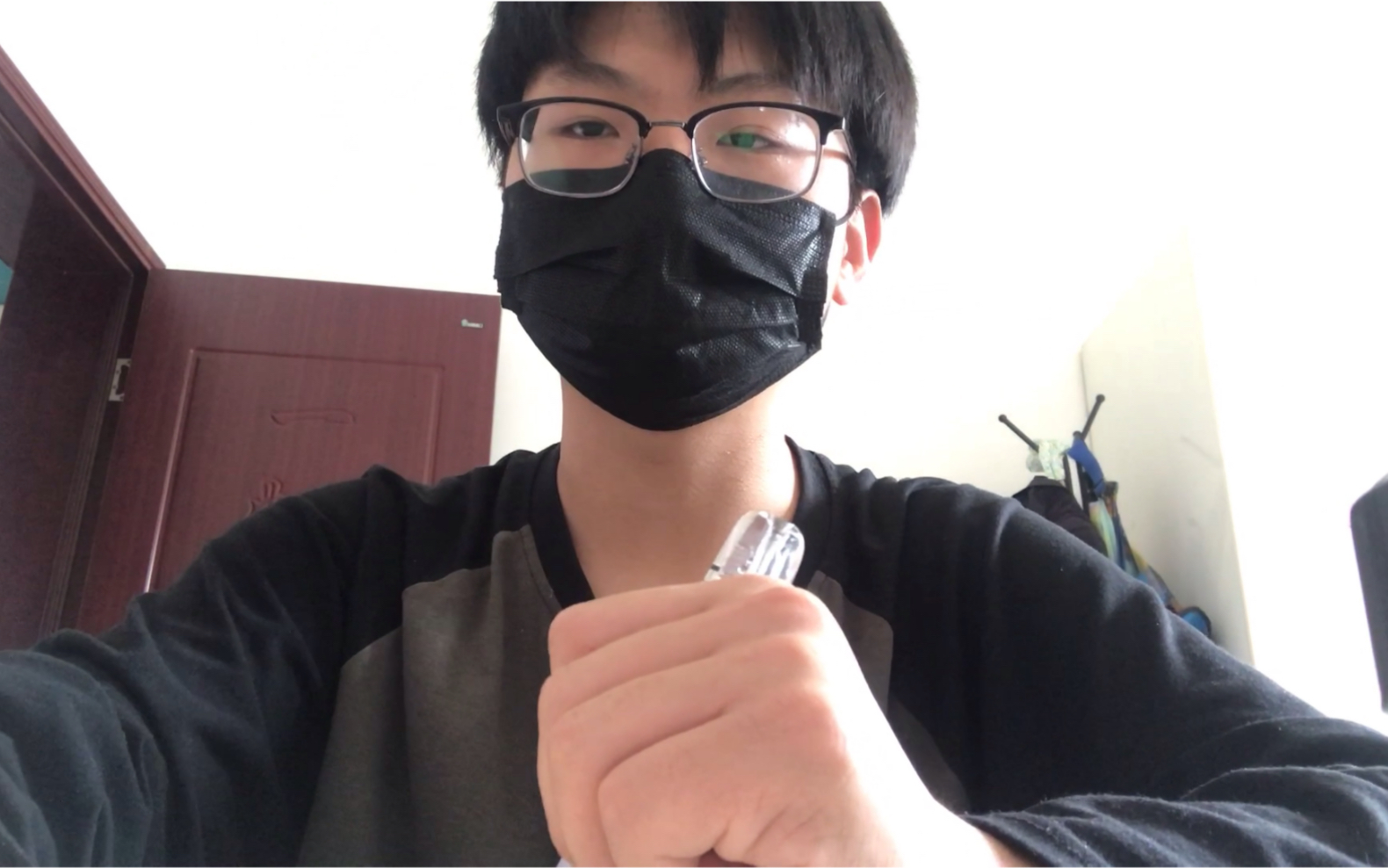 烟弹注油方法以及烟油口味评测