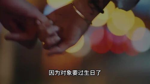 京东"火"了,拒绝退货称手表有划痕,女生曝光行业内幕