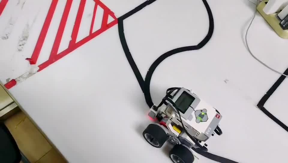 #机器人小栈 #乐高编程 #乐高机器人 #乐高ev3