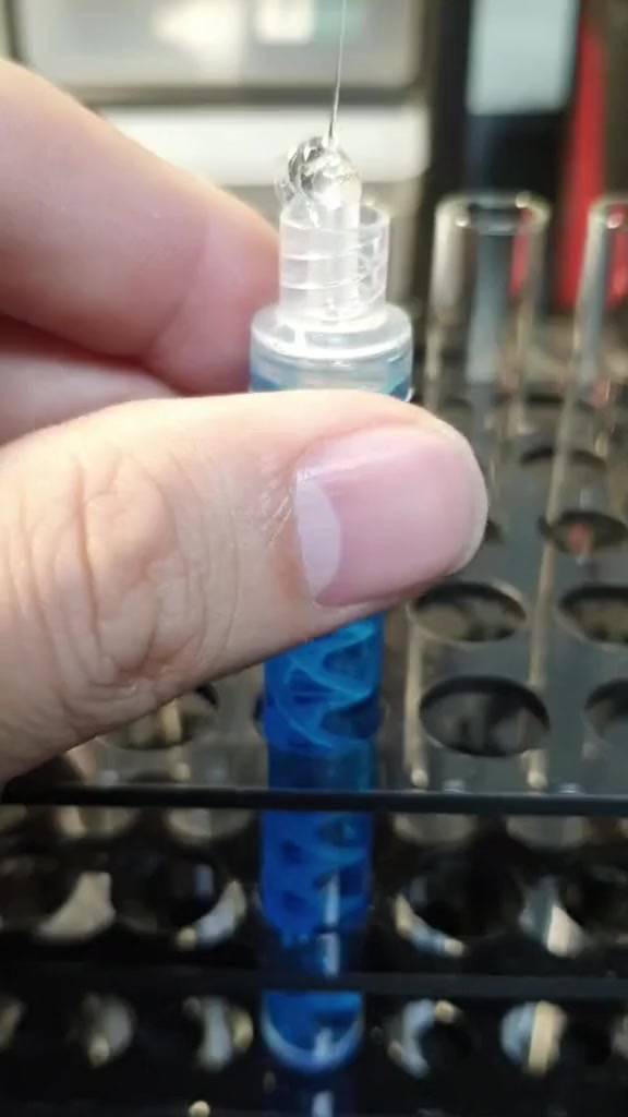 阿曼达抗病毒自动注射器