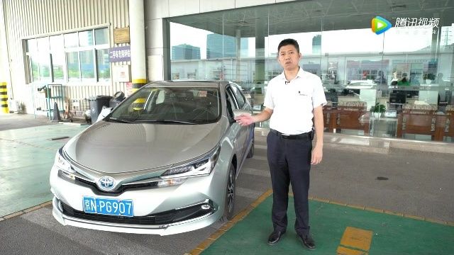 环保舒适与澎湃动力两者兼得?看卡罗拉双擎如何设定驾驶模式