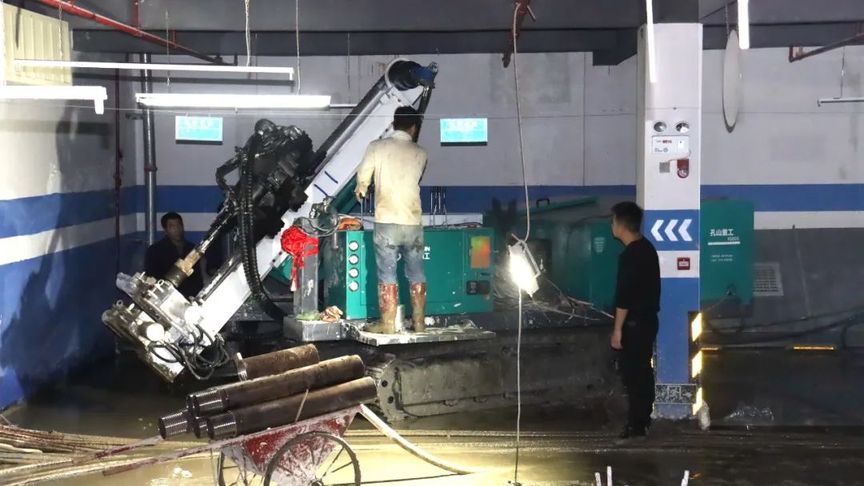 第13期 | 地下室后期加固,35米深150MM孔抗浮锚杆施工