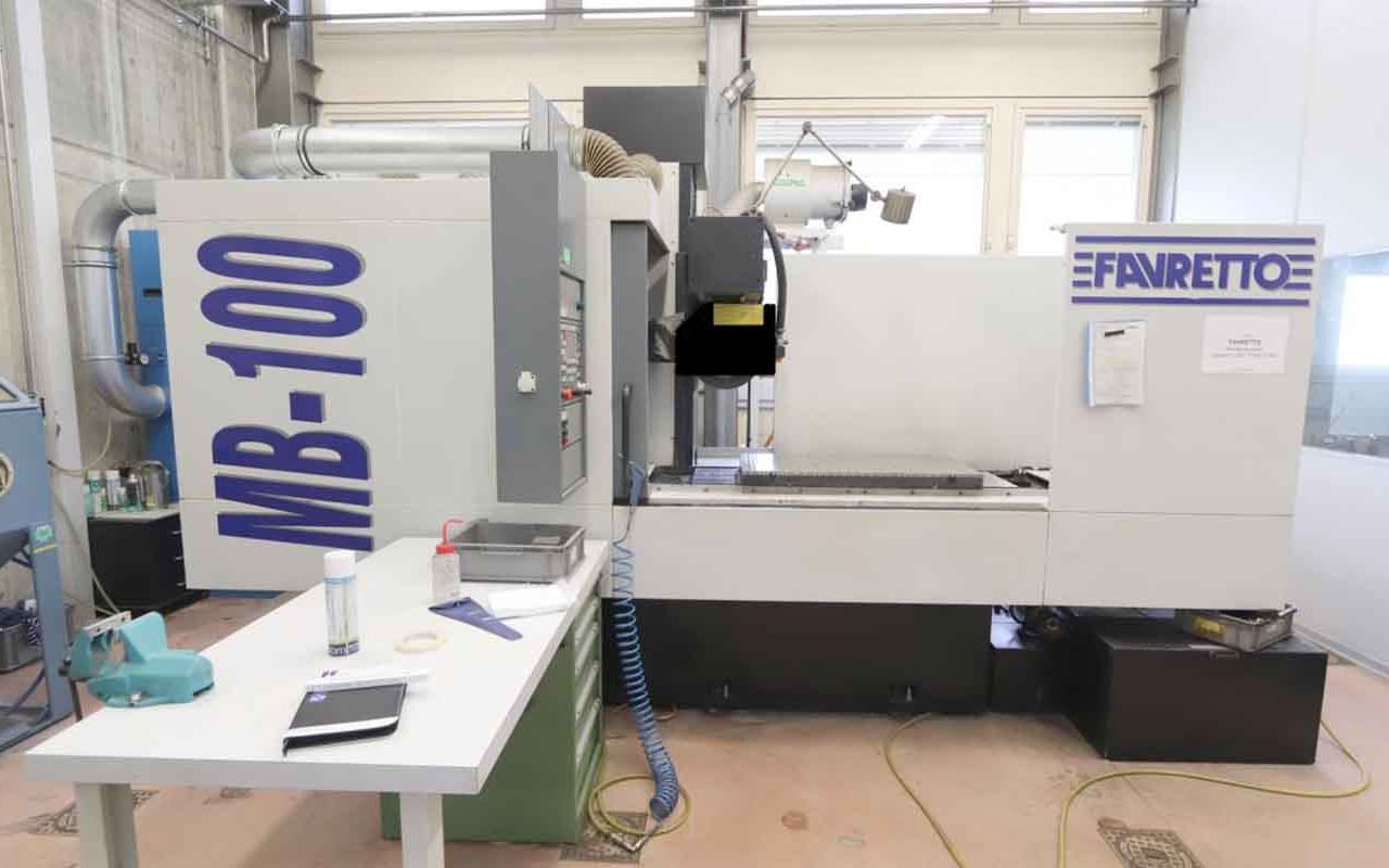 精品意大利法力图平面磨床FAVRETTO MB100