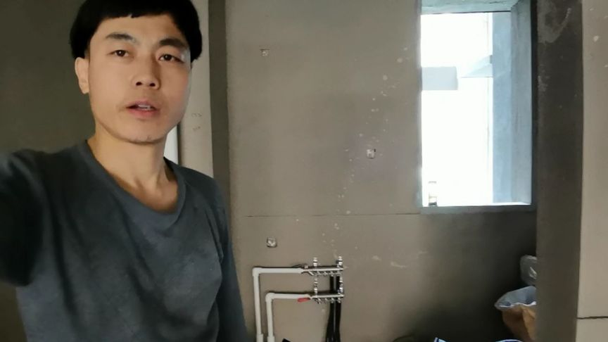 老慢讲解地暖分水器的安装