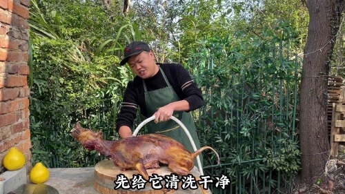 在湖南,这道菜才是经典,吃上一只,真是人间美味!