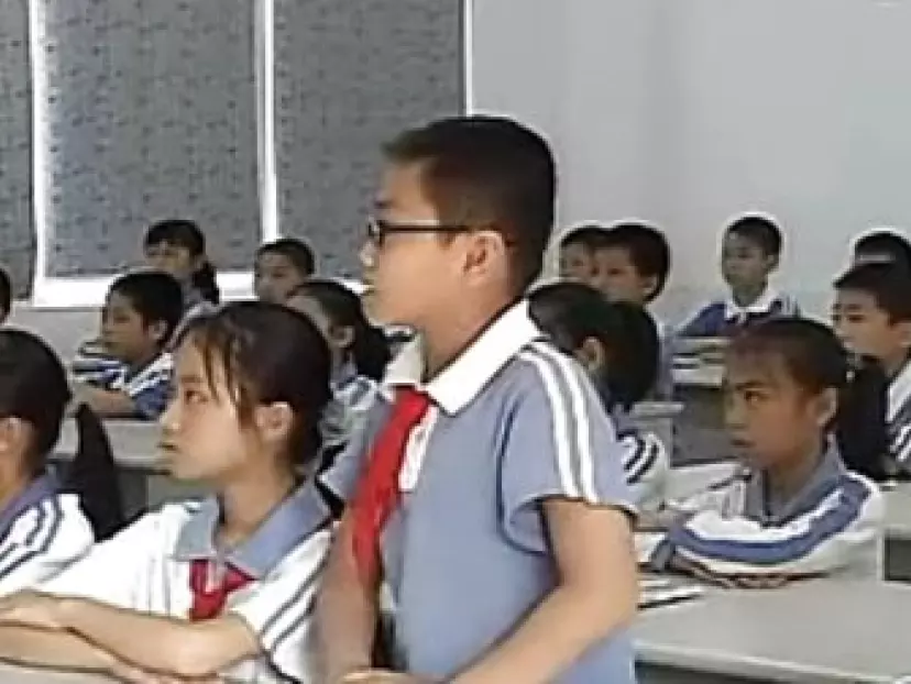 小学五年级数学优质课展示《体积与容积》北师大版_卢老师