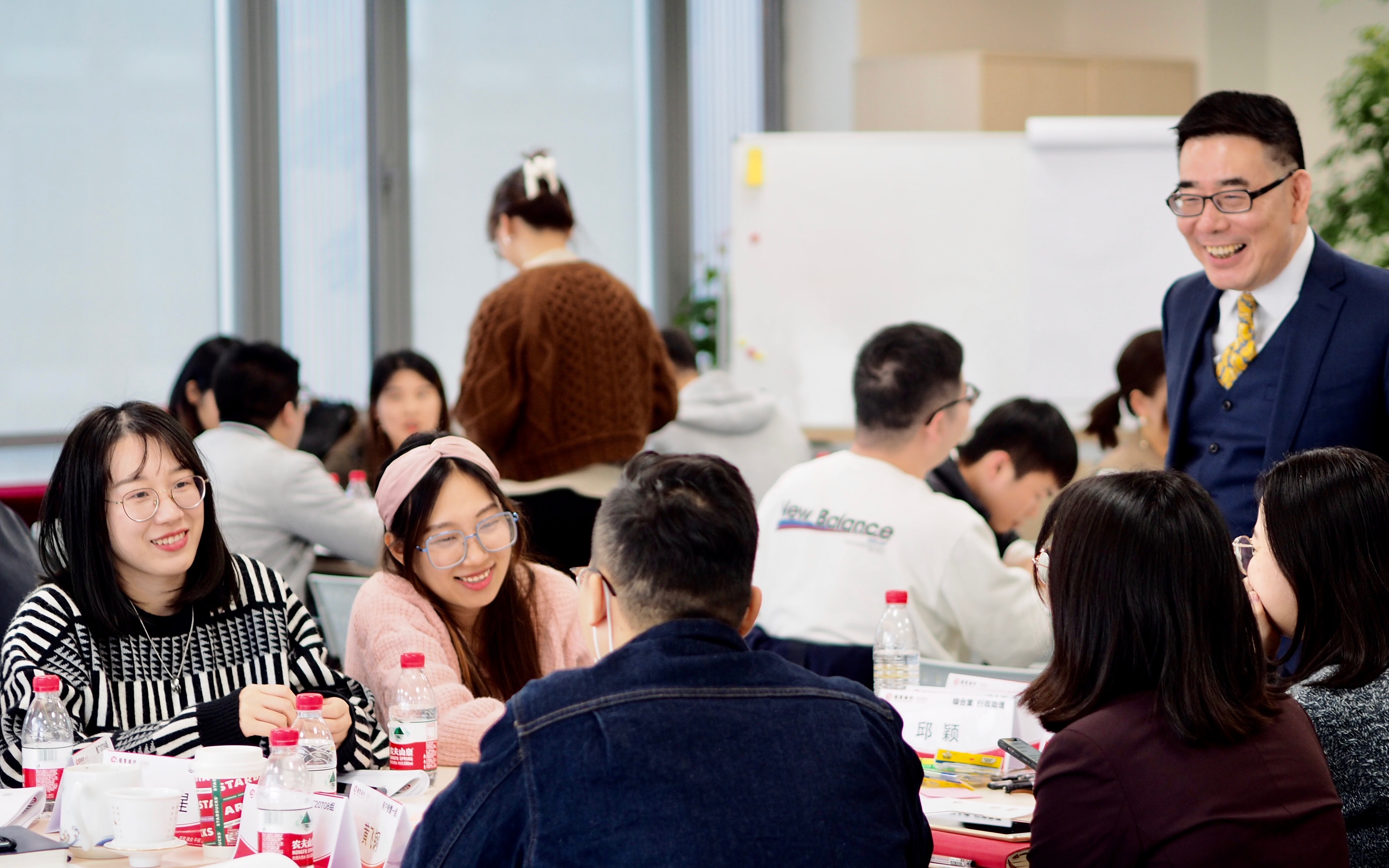 跳出盒子·更高层面的影响力培训视频花絮-招商银行信用卡中心杭州...