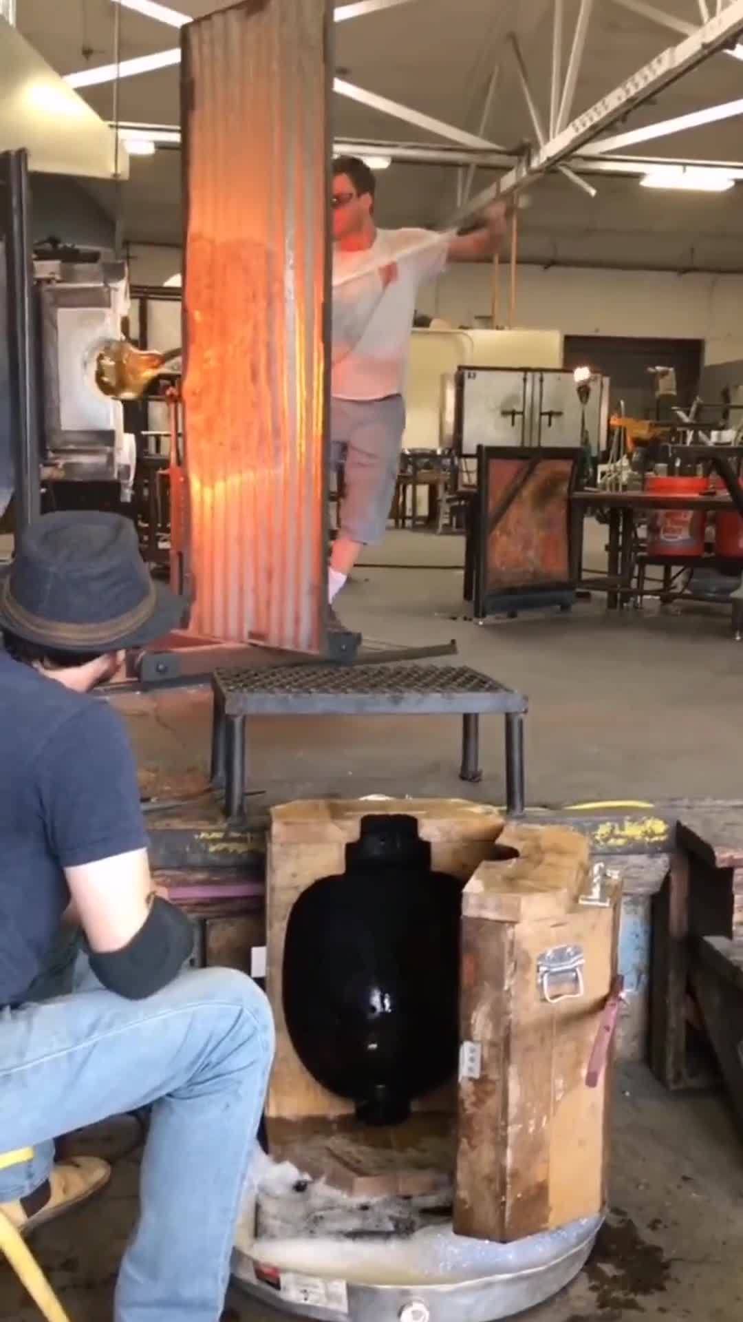 玻璃艺术品及其制作揭秘