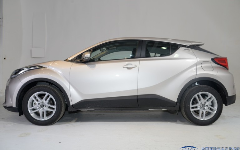 2021 广汽丰田 C-HR 侧面碰撞测试 c-ias