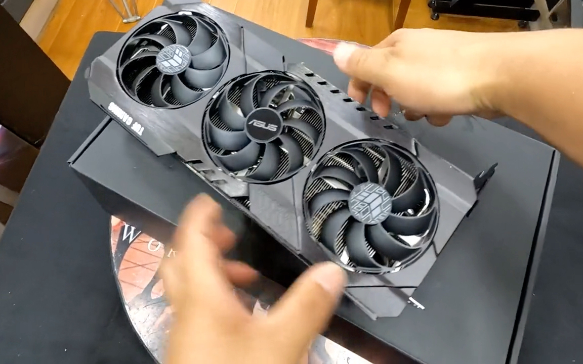 华硕TUF-RTX3070TI-O8G-GAMING