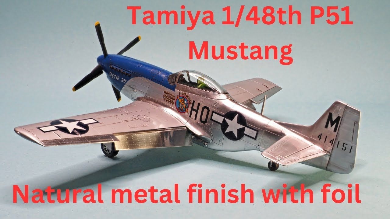 用铝箔纸展现飞机模型上的真实金属色